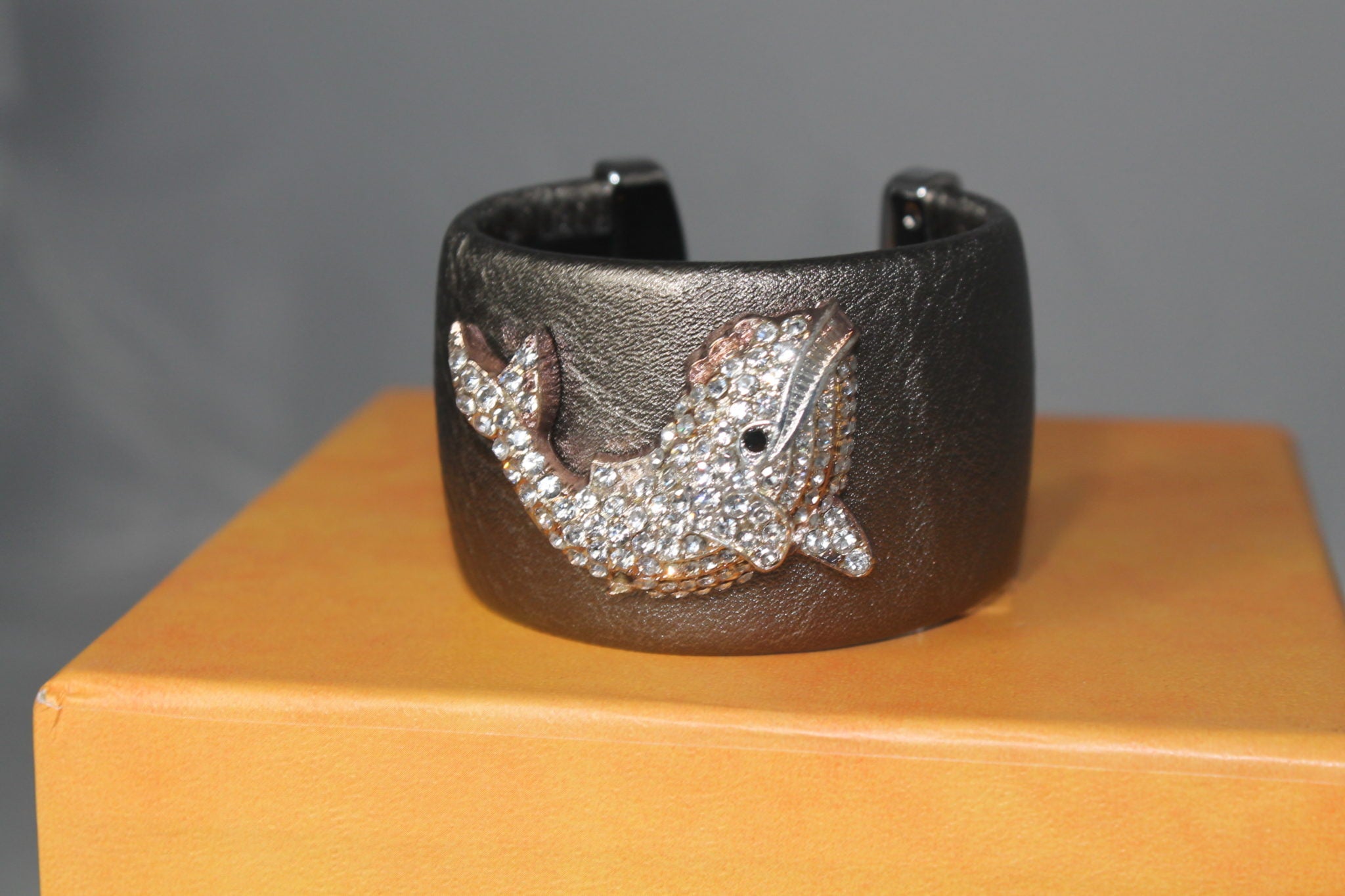 Heather Grey PU Cuff Bangle featuring Whale